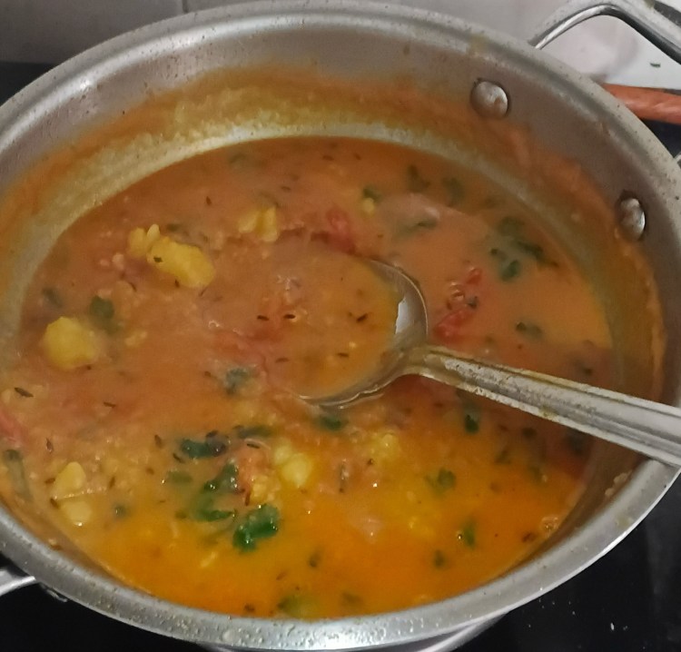 Potato-Tomato Indian Mix. (Aloo Tamater) with Puri – Nidhika’s Recipe